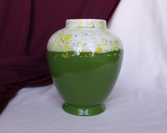 Small Round Vase - Etsy
