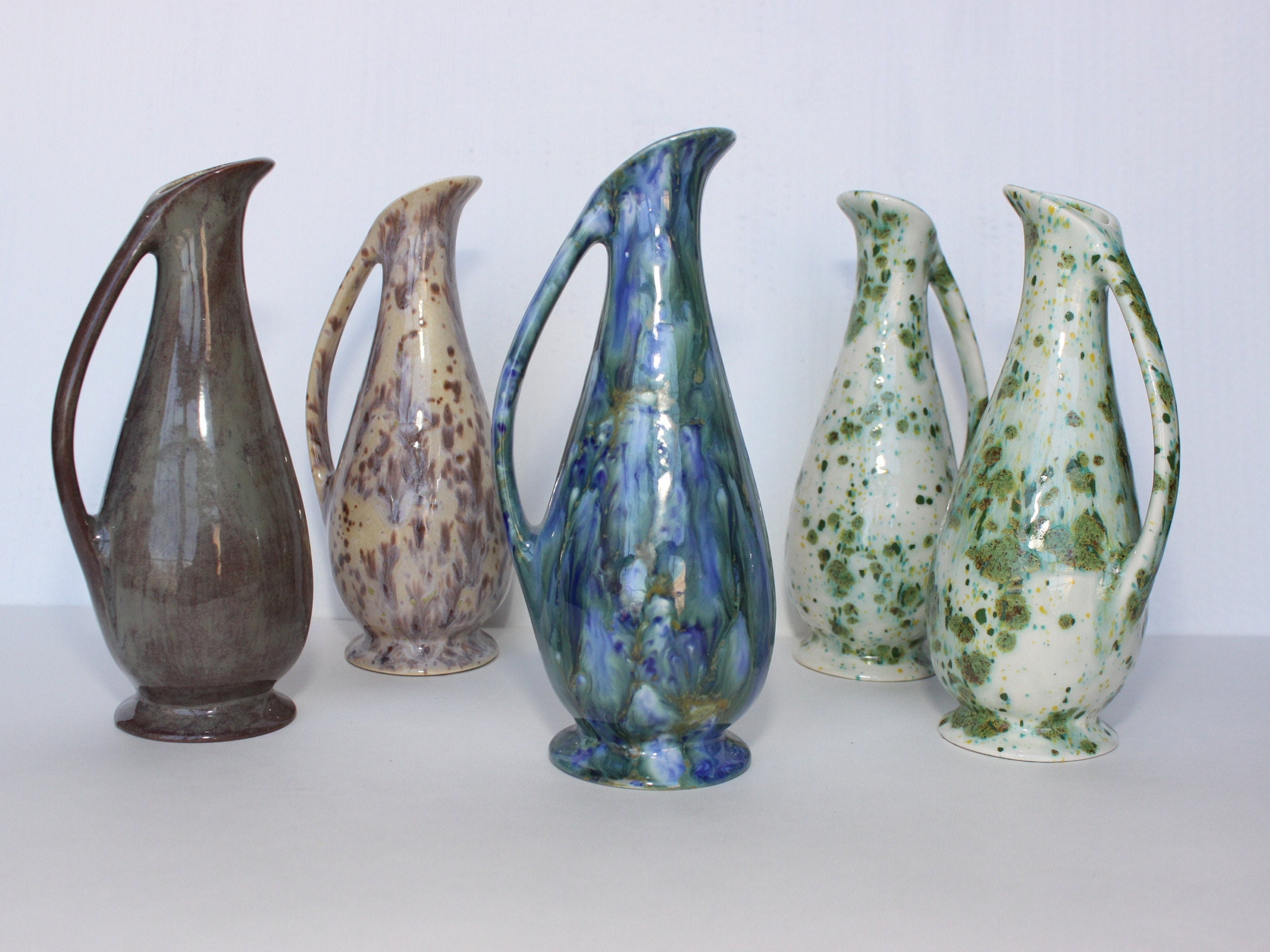 Ceramic Petite Pouring Vase Thin Flower Pot, Kitchen Vase, Small ...