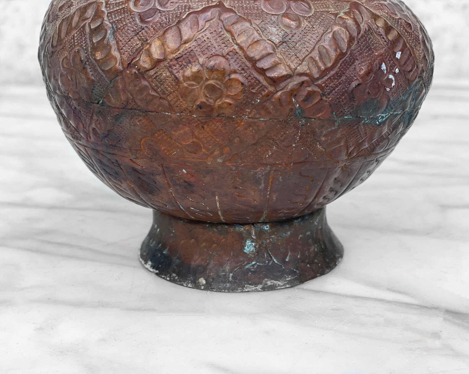 Vintage Middle Eastern Repousse Copper Floral Motif Bud Vase - Etsy