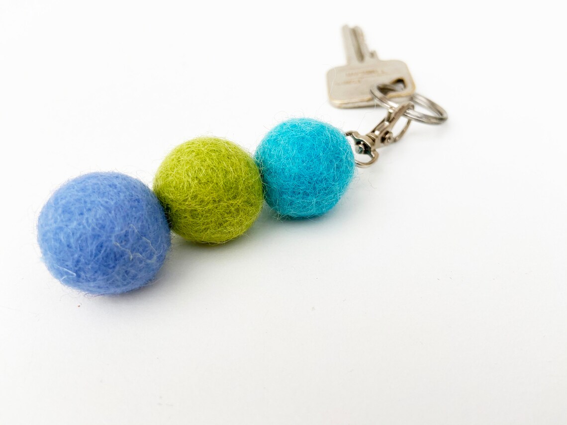 Pom Pom Keyring - Etsy