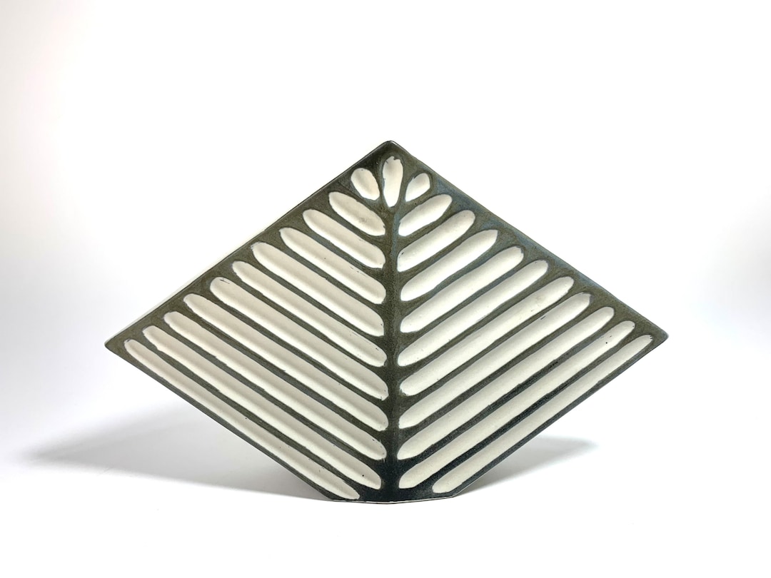 Ceramic Modernist Japanese Diamond Shaped Vase Ikebana Geometric Stripe ...