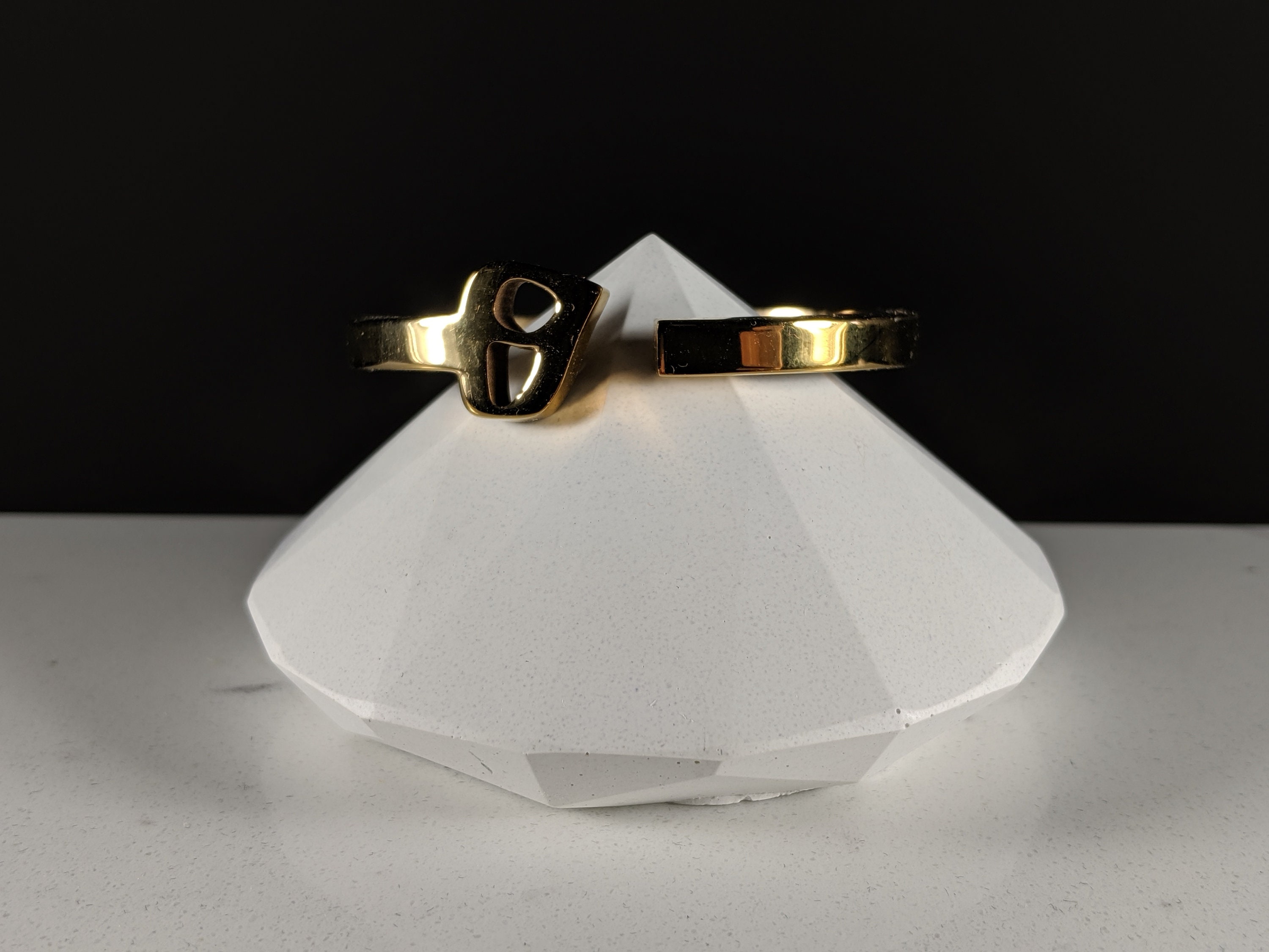 Diamond Ring Holder Made of Concrete Diamond Bracelet Holder | Etsy