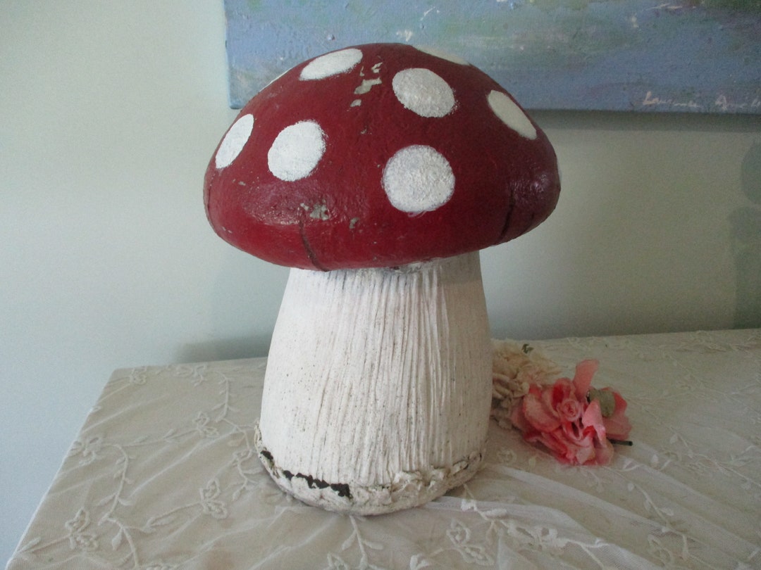 Vintage Mushroom Toadstool Garden Statue Yard Art Kitsch Retro C1950's ...
