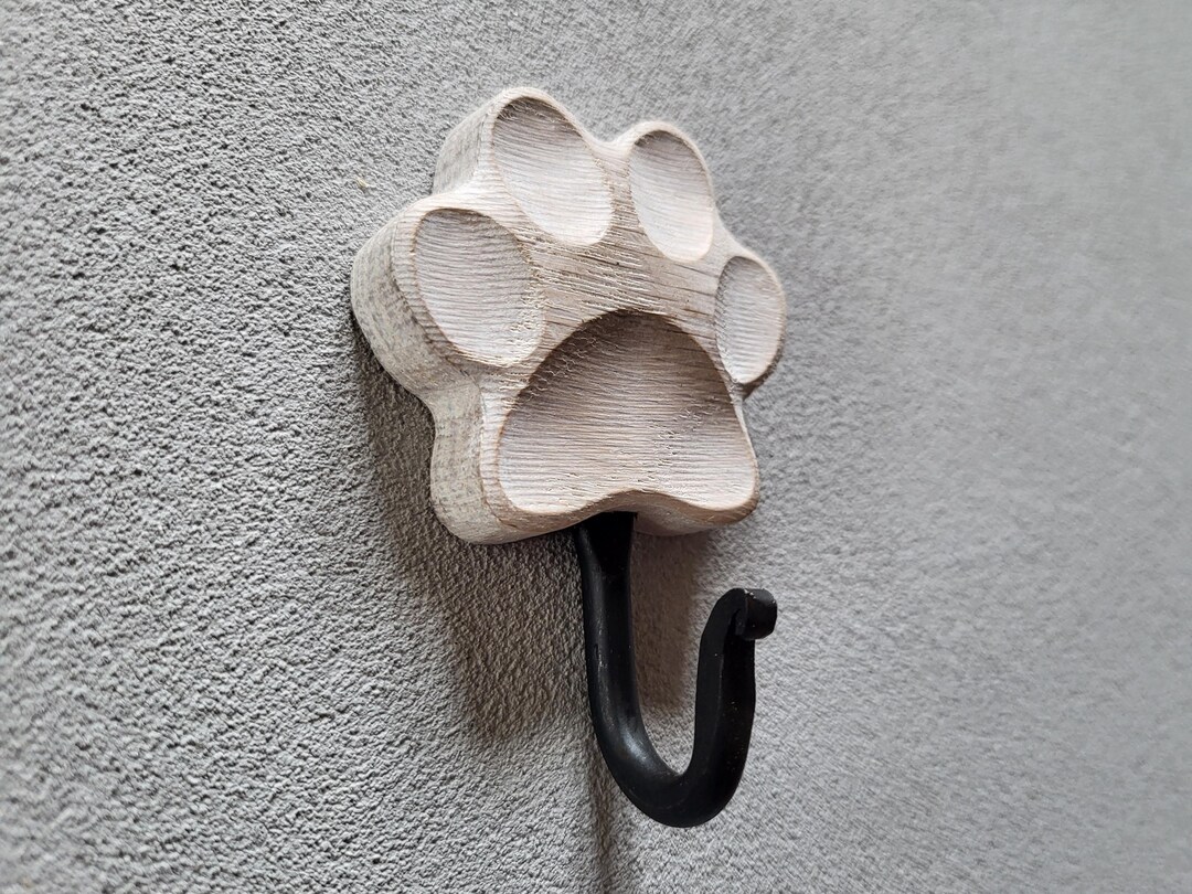 Wooden Dog Leash Hook – Paw Print Wall Hanger, off White Oak - Etsy