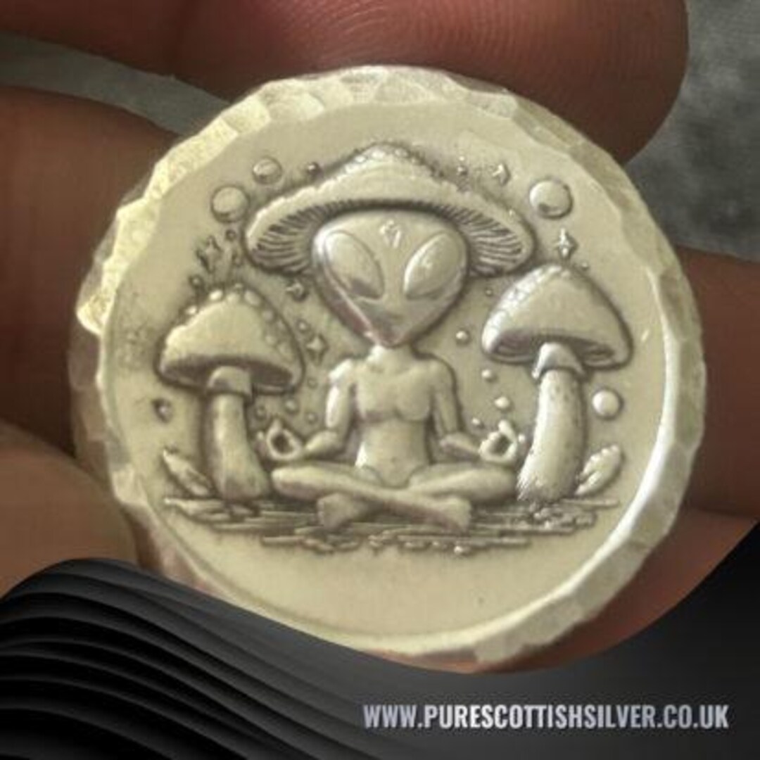 2 Troy Oz Hippy Alien Silver Round, Artisanal Collectible for Displays ...