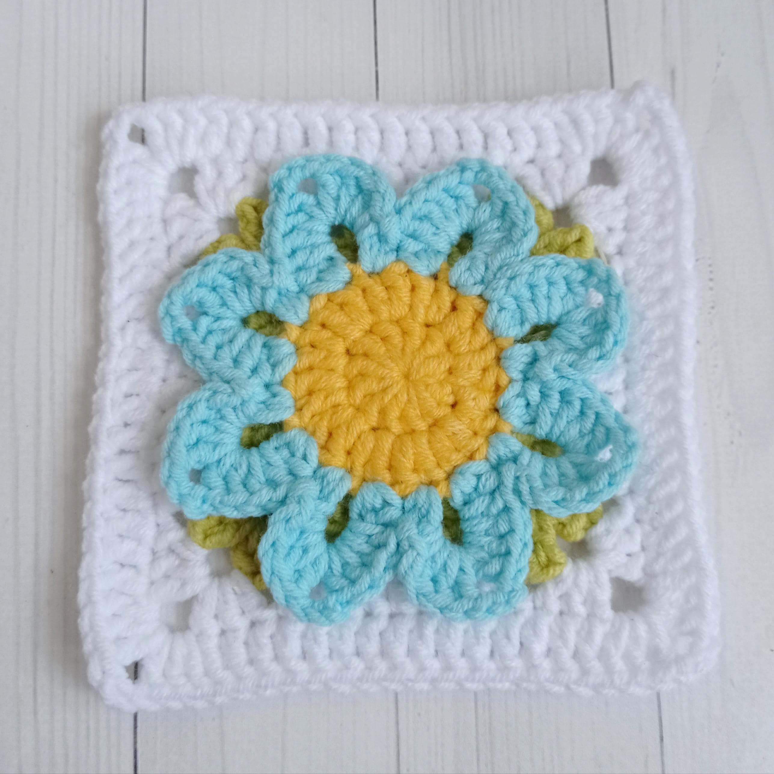 Crochet 3D Blue Flower Granny Square Pattern - PDF and Video - Etsy