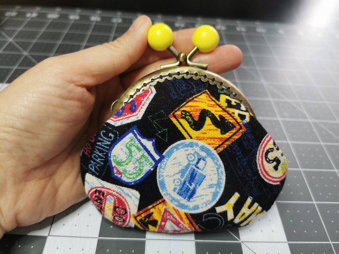 Linen and Cotton Fabric Coin Purse/retro Metal Clasp - Etsy