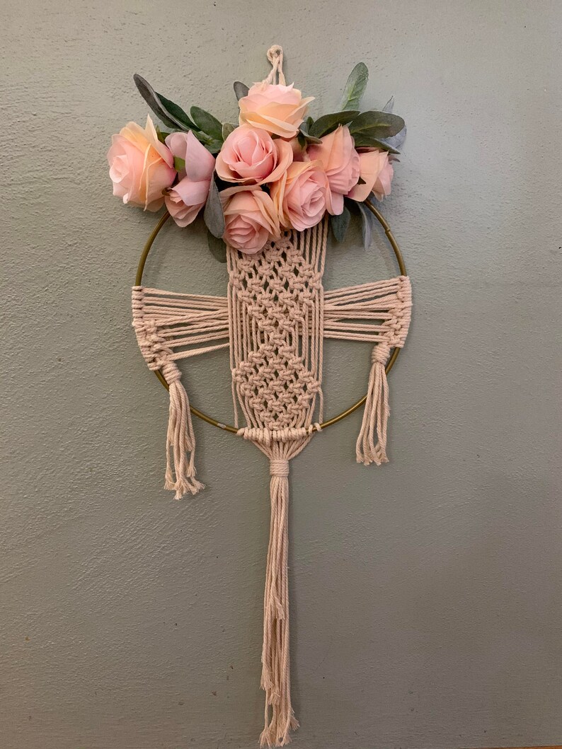 Hoop Yarn Wall Hanging, Macrame Floral Hoop, Floral Wreath for Nursery ...