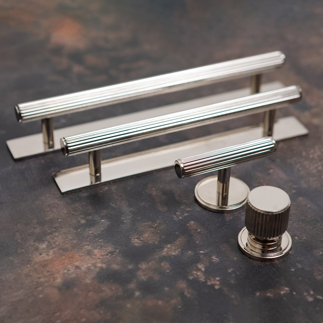 Solid Brass Straight Knurled Pull Handles & Knobs Kitchen Handles ...