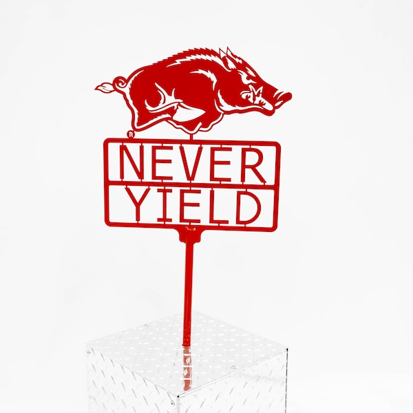 Arkansas Razorbacks Yard Art - Etsy