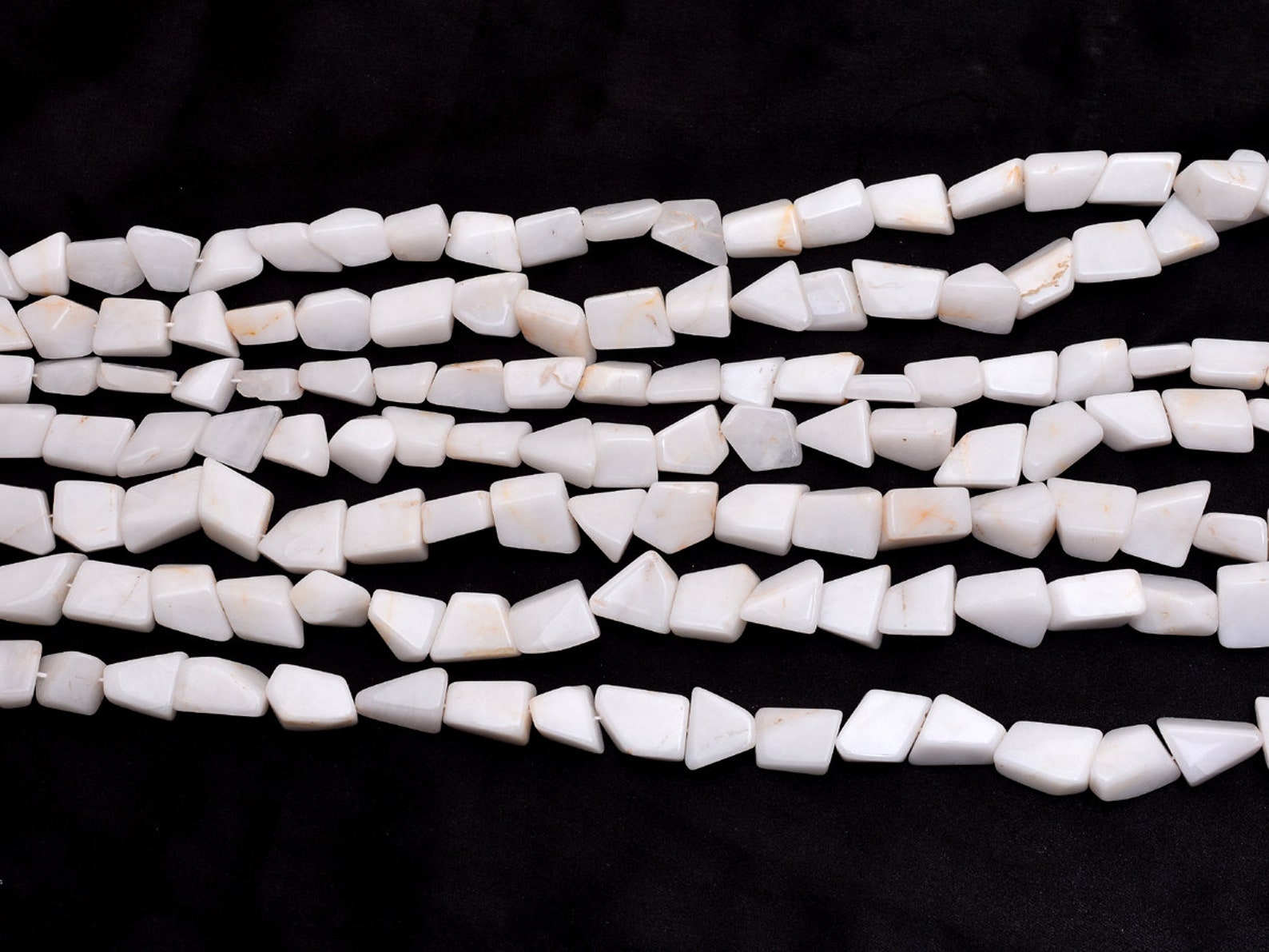 White Agate Gemstone 12mm-14mm Flat Nuggets Natural Agate - Etsy