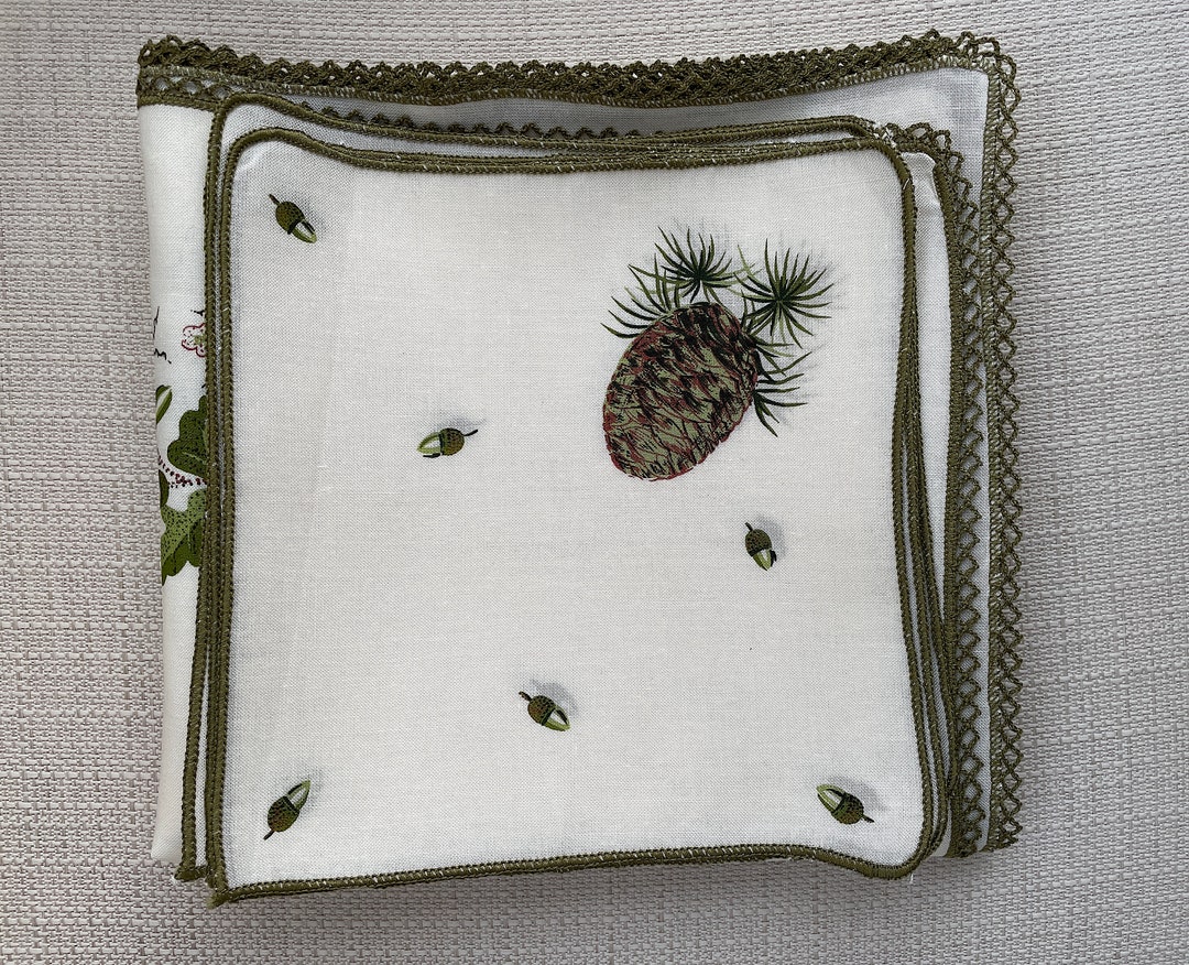 Vintage Table Linen Set, Acorn and Pinecone Tablecloth & 6 Napkins ...