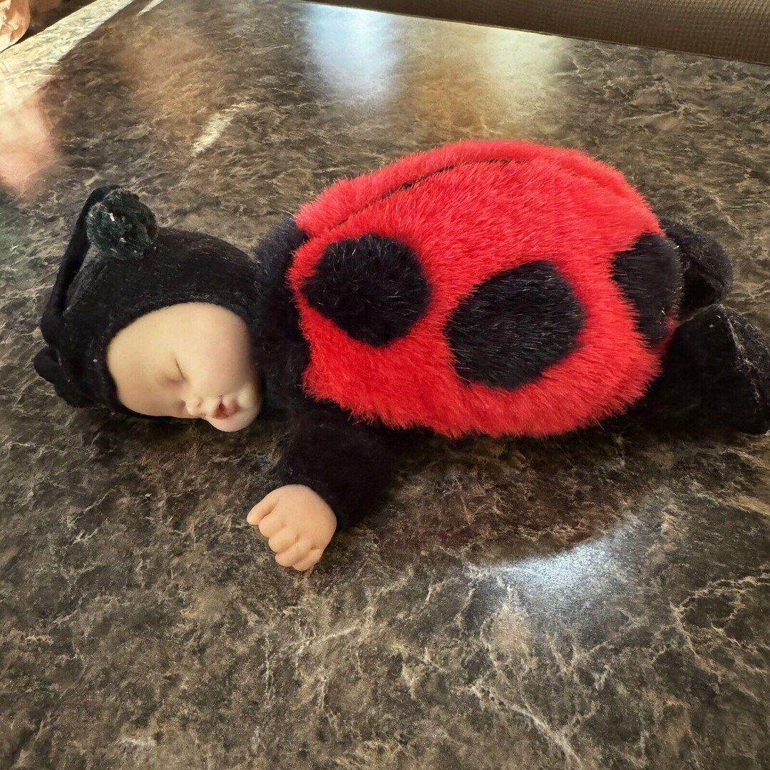Vintage Anne Geddes 9 Lady Bug Sleeping Baby Doll Plush Vinyl Ladybug ...