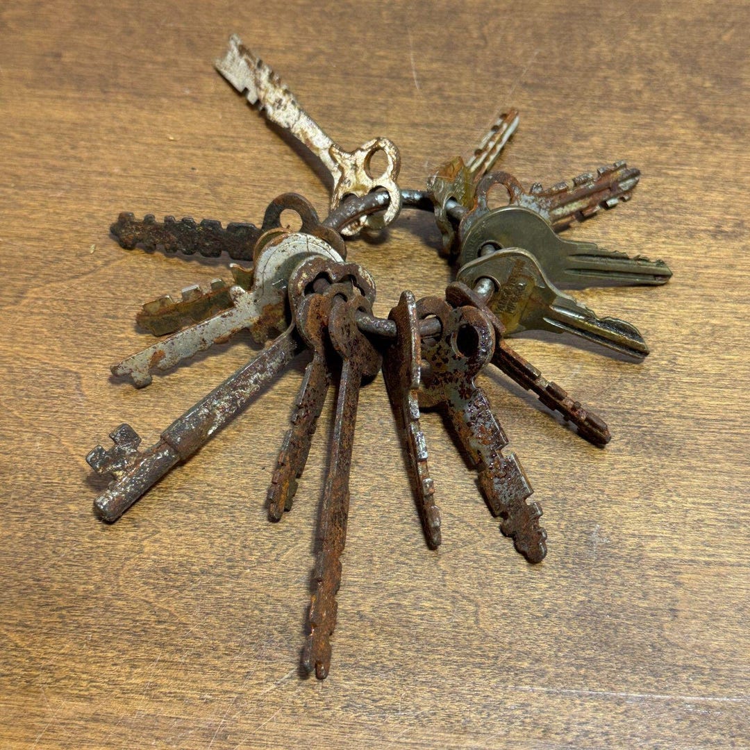 Antique Skeleton Keys Set of 14 Vintage Old Silver Rust Lot - Etsy