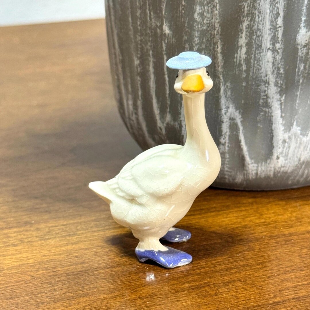 Vintage Hagen Renaker Mother Goose in Hat Miniature Figurine 2" Crazing ...