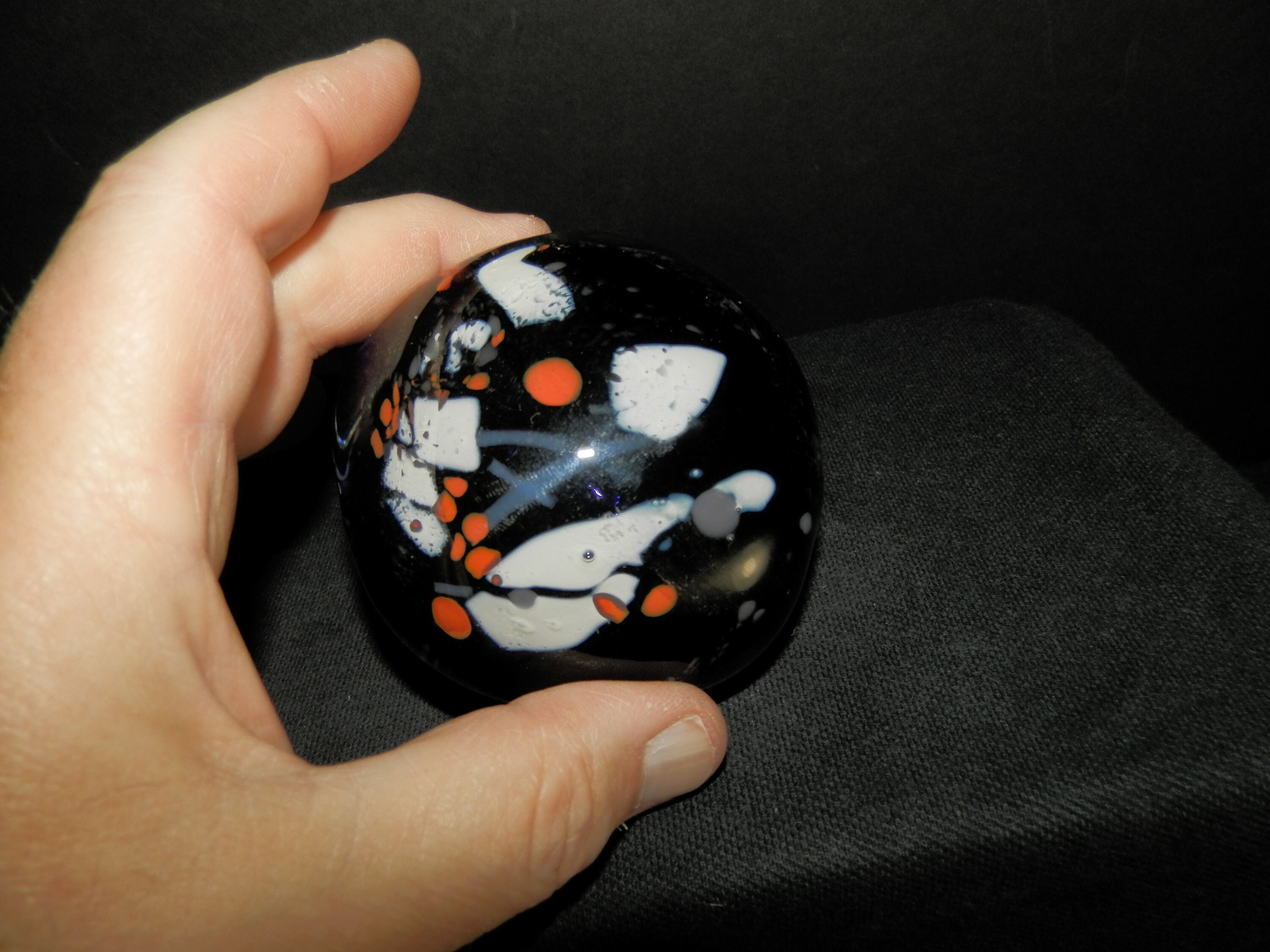 Office Home & Living Black Confetti Paperweight Signed etna.com.pe