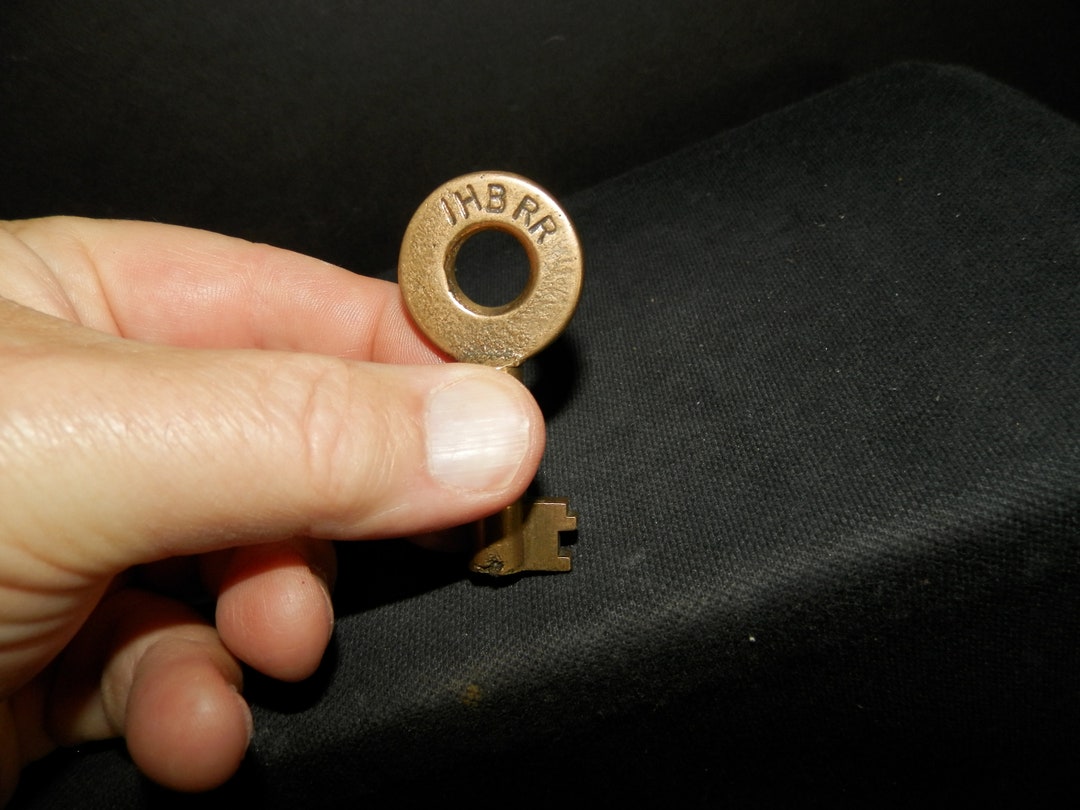 Adlake Indiana Harbor Belt Railroad Brass Key IHB RR - Etsy
