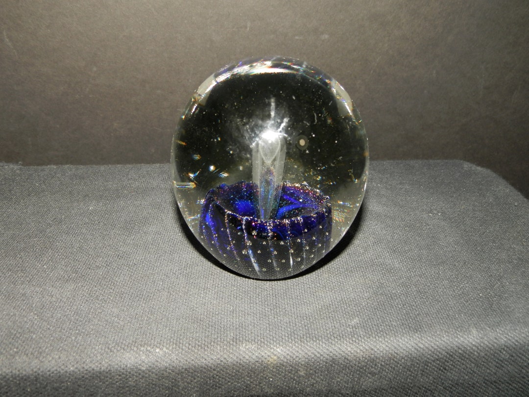 Signed Paperweight Robert Eickholt - Etsy