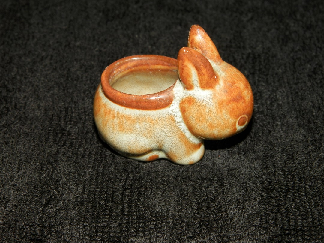 Chester Nicodemus Ellen Jennings Bunny Match Holder Figurine - Etsy