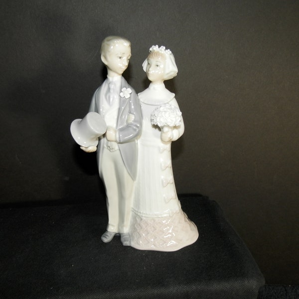 Lladro Bride and Groom Figurines - Etsy