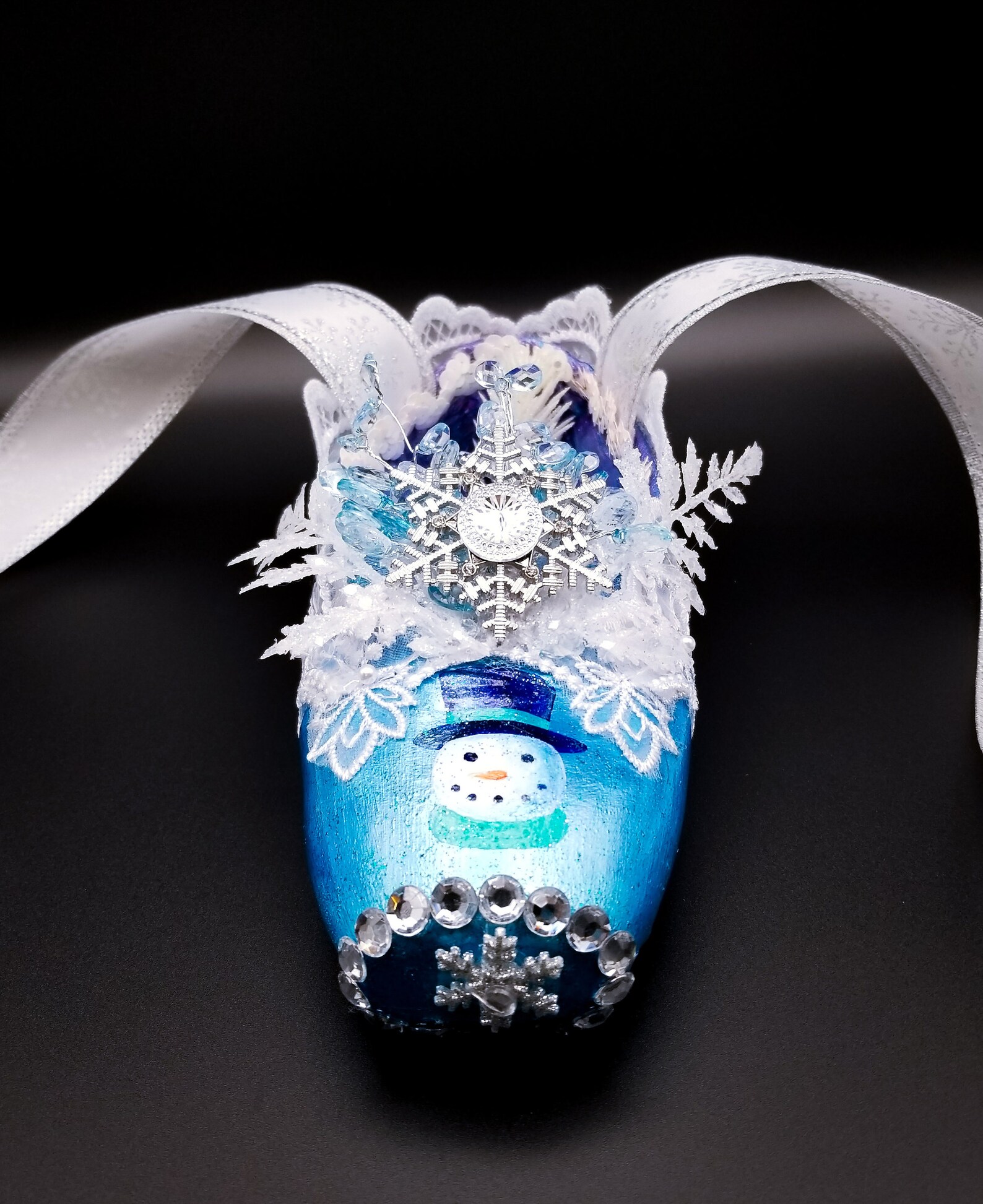 Frosty the Snowman Hand Painted and Decorated Pointe Shoe - Etsy