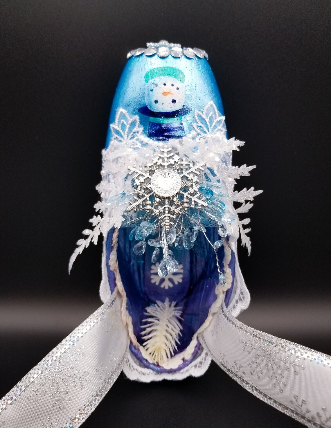 Frosty the Snowman Hand Painted and Decorated Pointe Shoe - Etsy