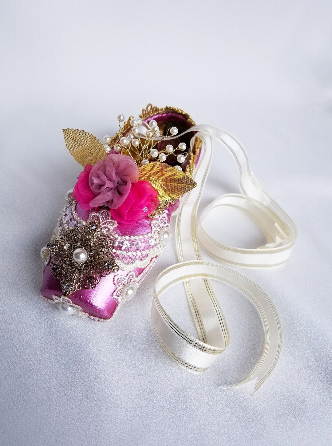 Vintage Rose - Decorated Pointe Shoe - Etsy