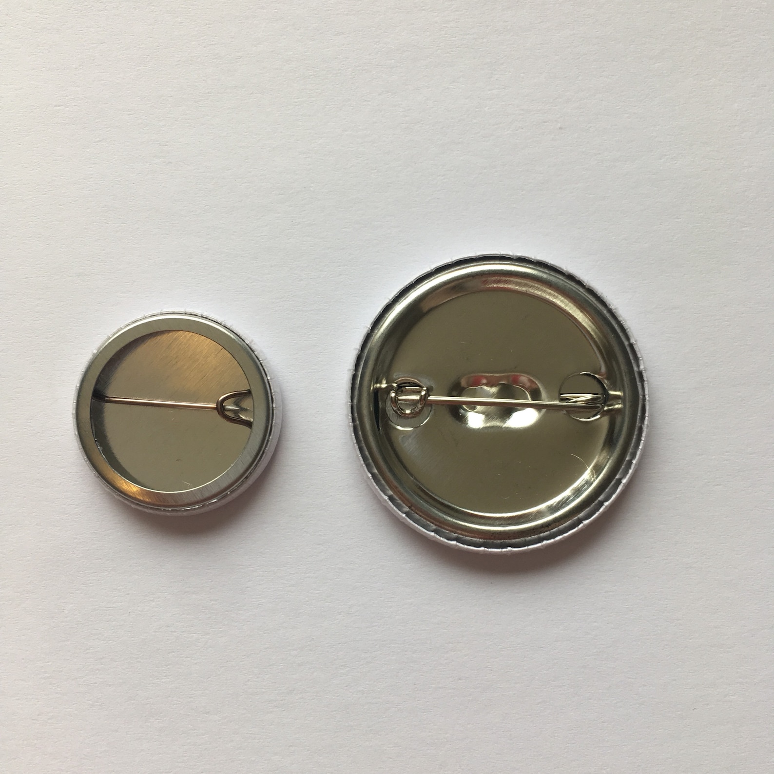 4 US Political Pinback Badges Democrat Anti-trump Protest | Etsy