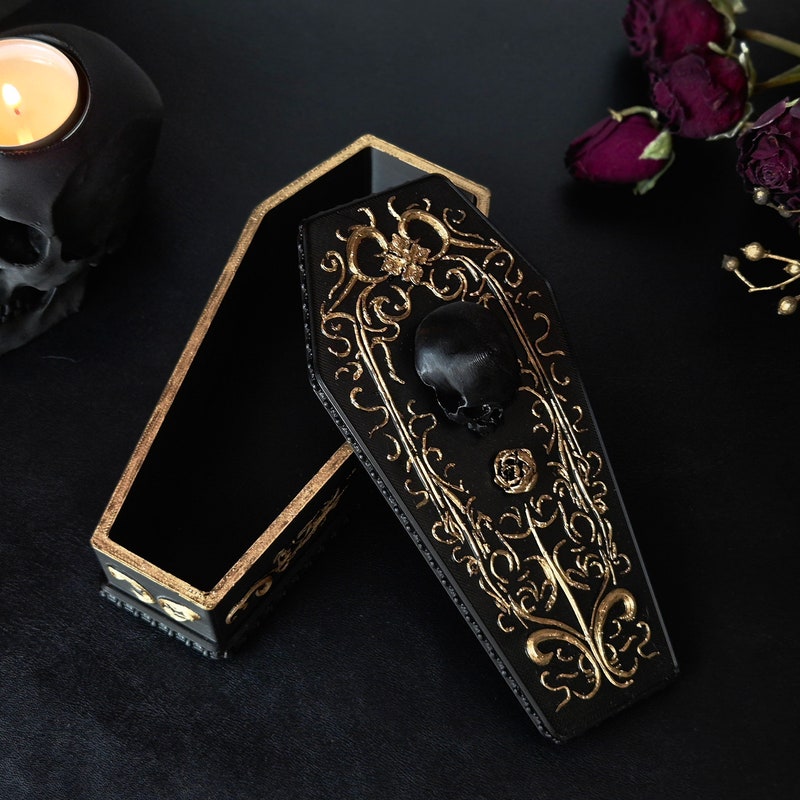 Gothic Gifts - 60+ Gift Ideas for 2024