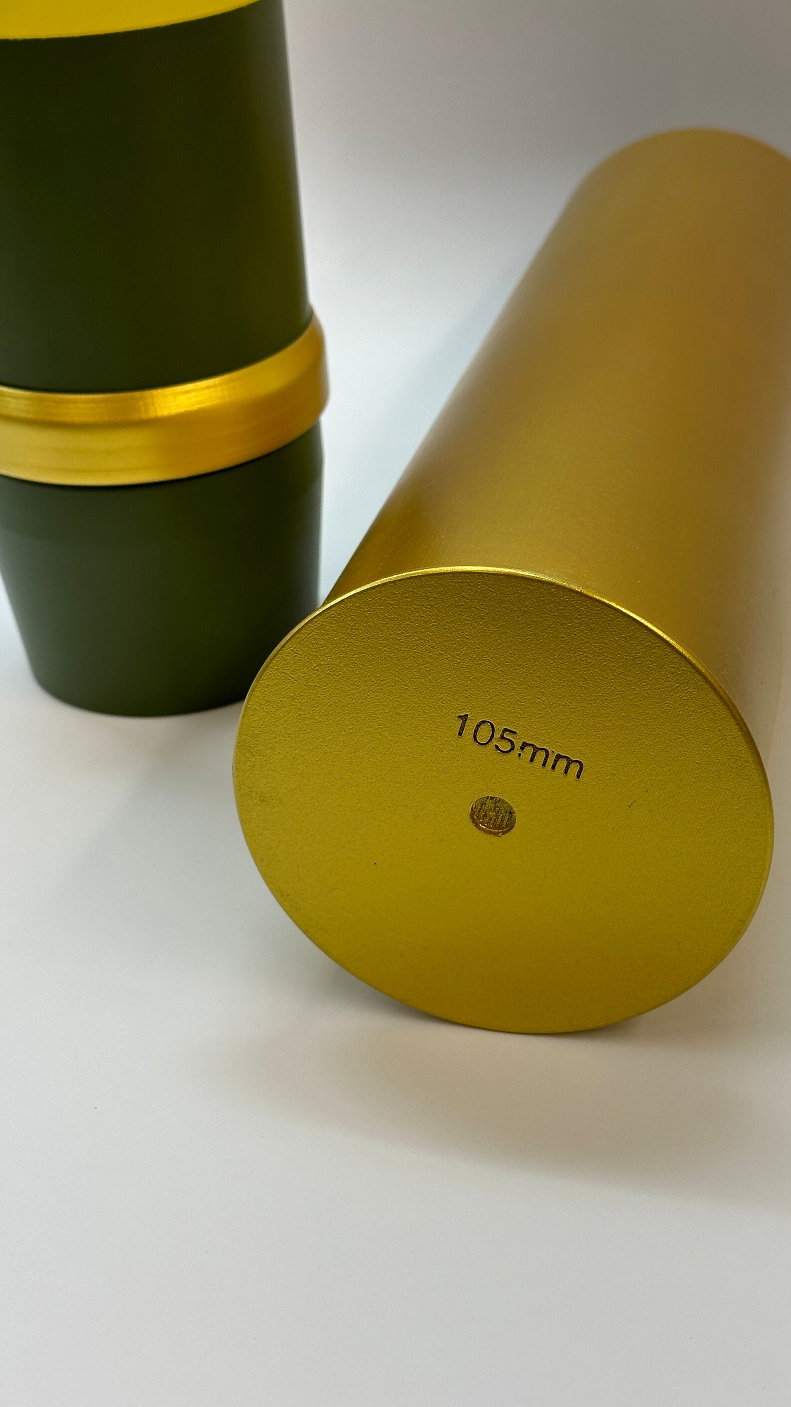 Fake Plastic 3D Printed 105mm Howitzer Round With Case Mezeriinii - Etsy