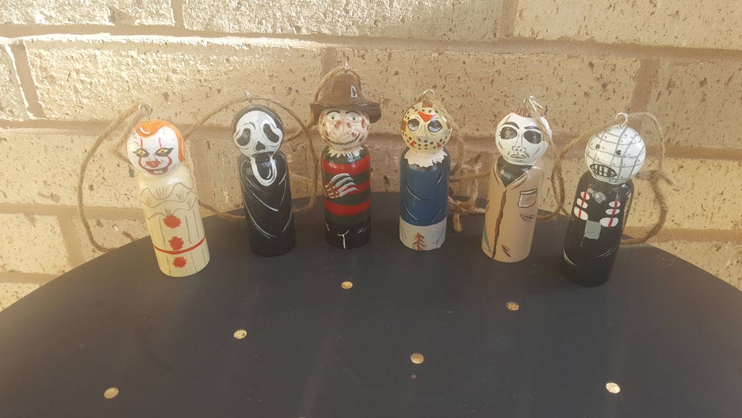 Horror Movie Peg Dolls, Horror Ornaments, Michael Myers Doll, Freddy ...