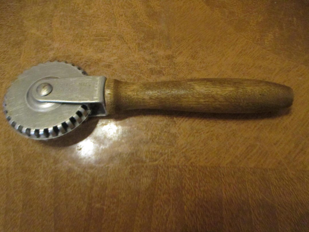 Vintage Pie Pastry Crimper Krimp Kut Sealer Wood Handle - Etsy