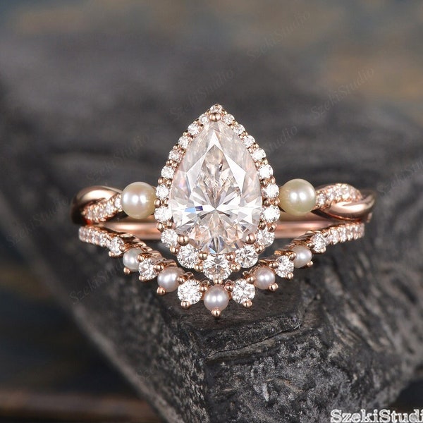 Pearl Engagement Ring Set - Etsy