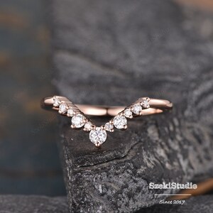 Black Crystal Gradient Diamond Ring Curved Wedding Band Rose Gold Black ...