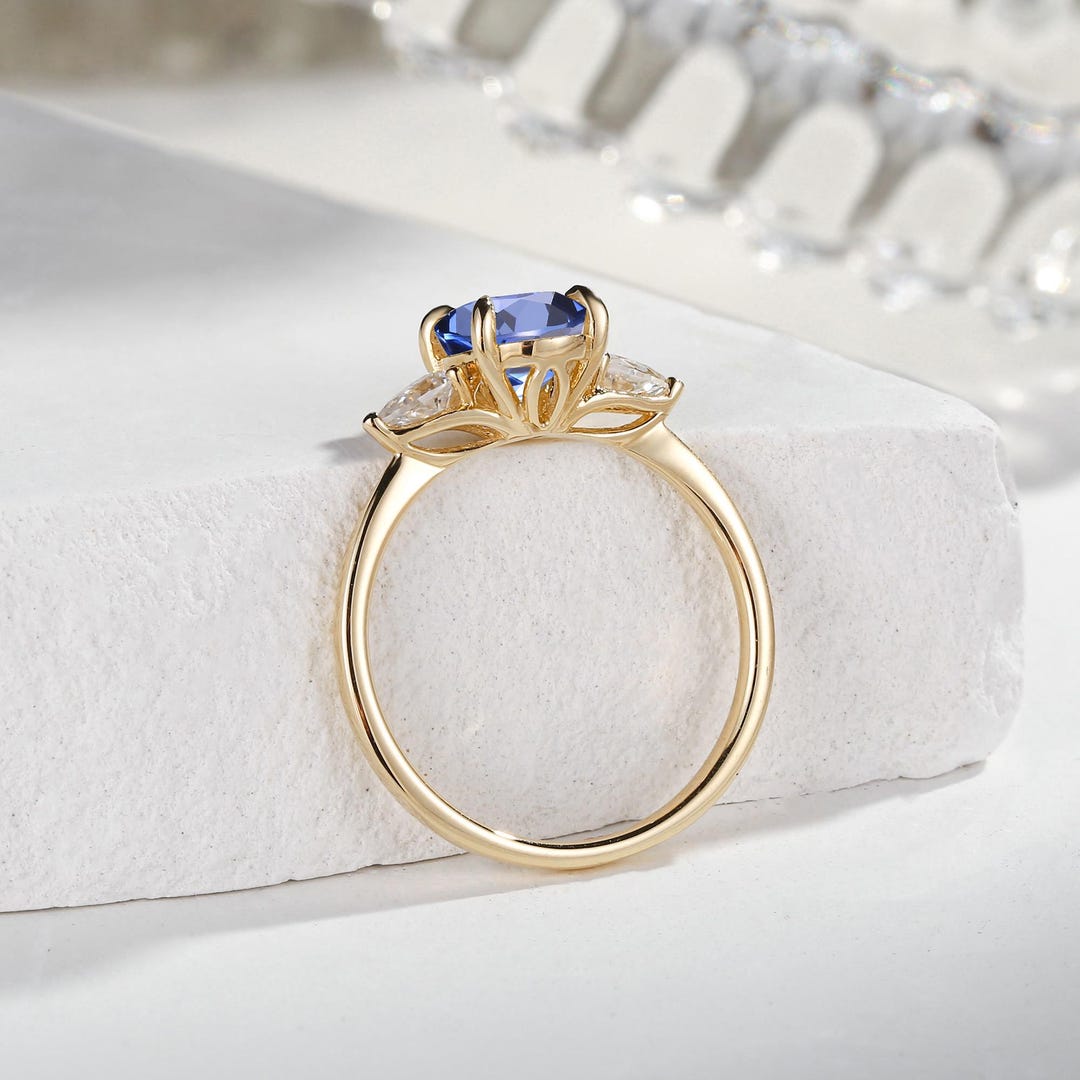Unique Firework Cut Sapphire Floral Engagement Ring Solid Gold Oval Cut ...