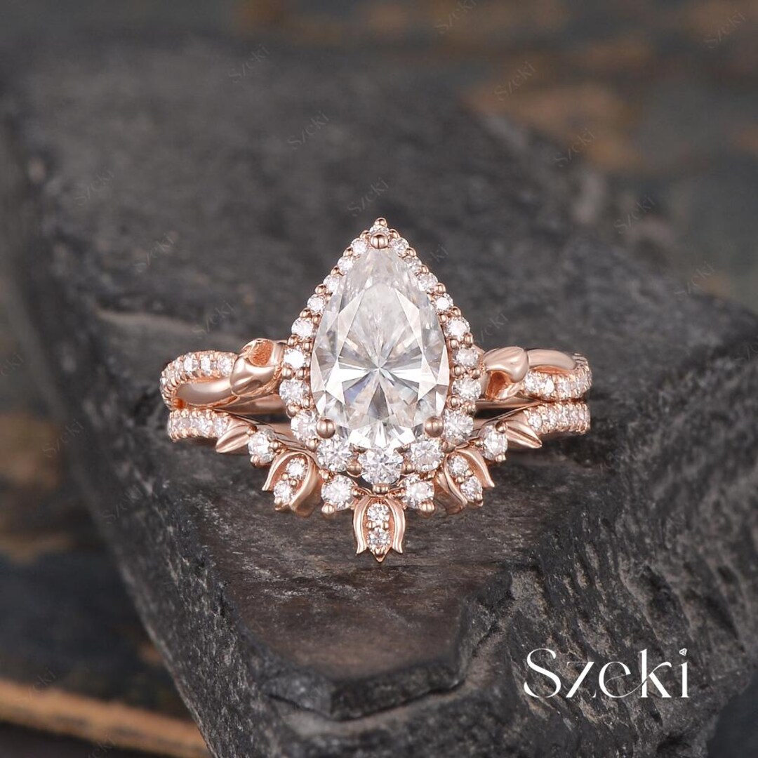 Vintage Tulip Flower Ring Set Rose Gold Pear Cut Moissanite Engagement ...
