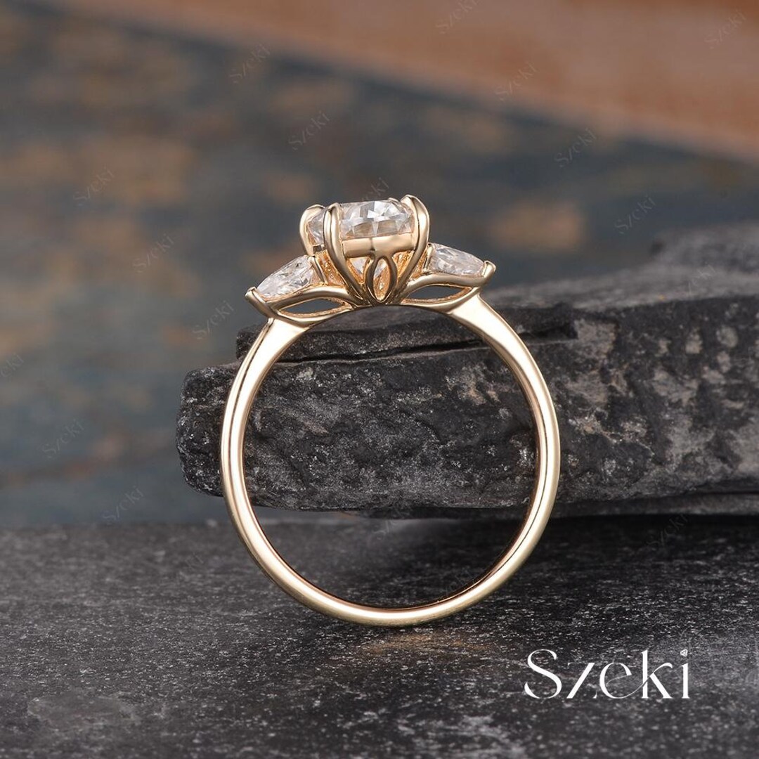 Unique Oval Moissanite Three Stone Ring Yellow Gold Flower Moissanite ...