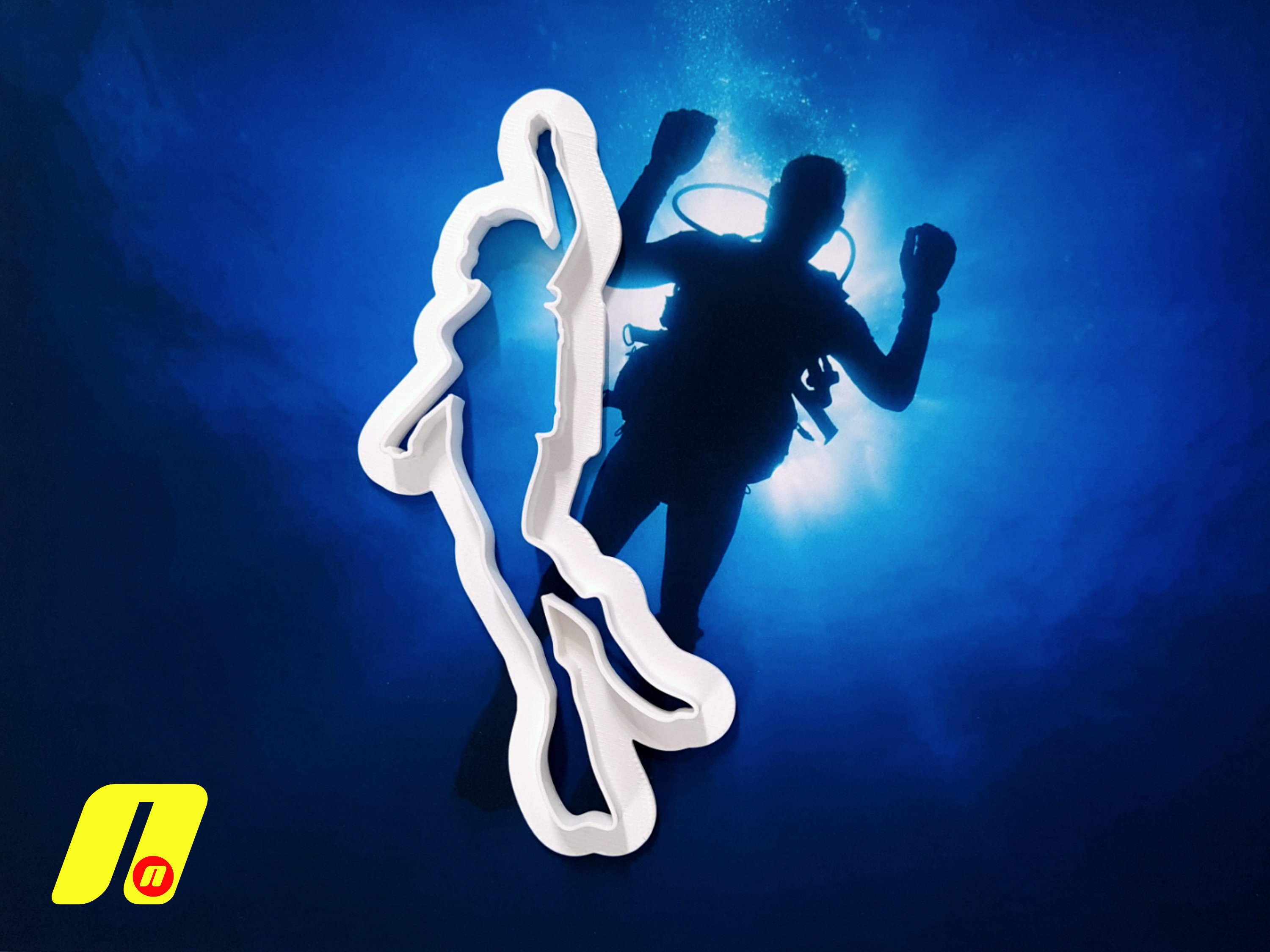 Wreck Diving Wallpaper