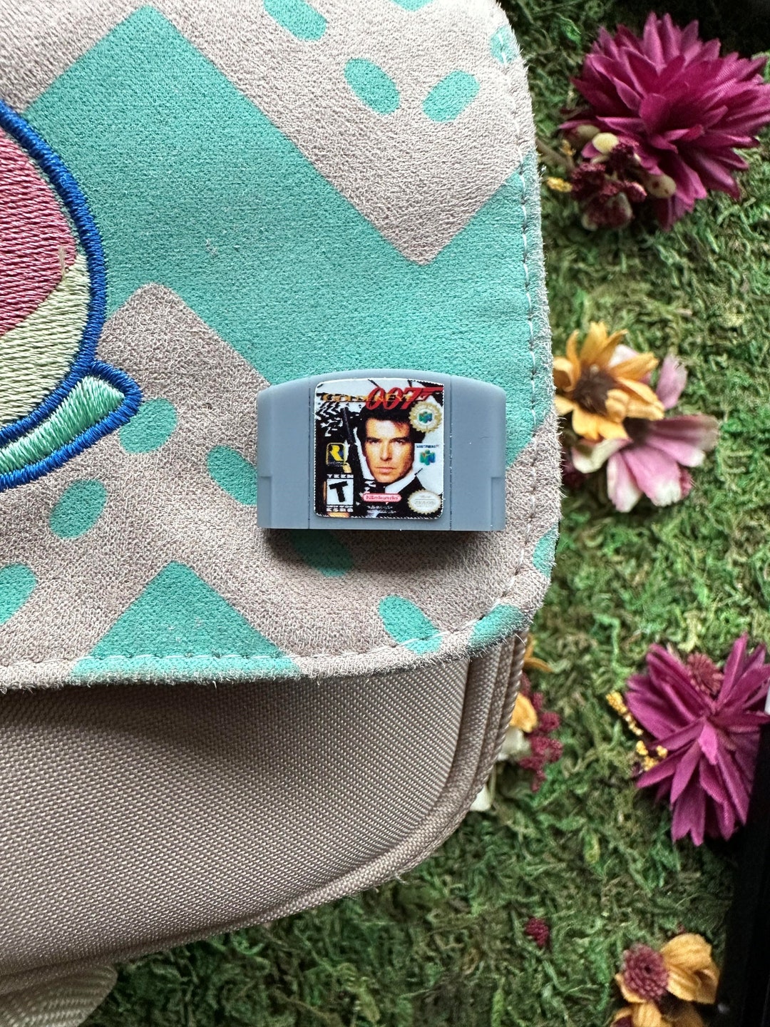 Golden Eye, Video Game Pins, Mini Games, Nintendo Pin, Gamer Pins ...