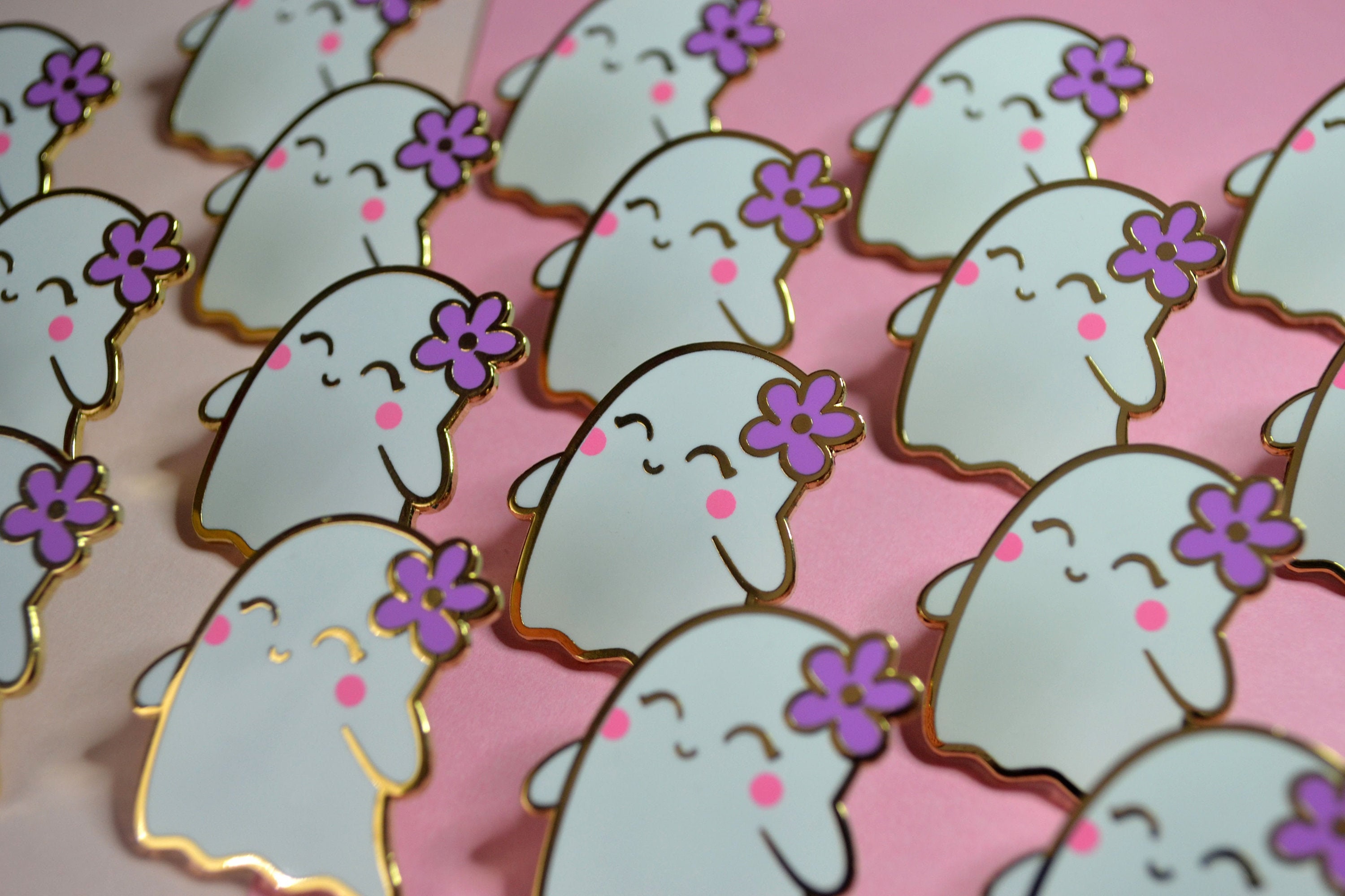 Ghost With Flower in Hair Enamel Pin Badge / Kawaii Ghostie - Etsy
