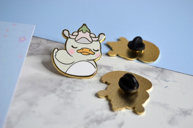 Floral Duck Enamel Pin Badge / Kawaii Duck Pin / Cute Enamel - Etsy