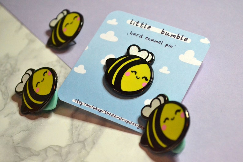 Happy Little Bee Enamel Pin Badge / Kawaii Bumble Bee Pin / - Etsy