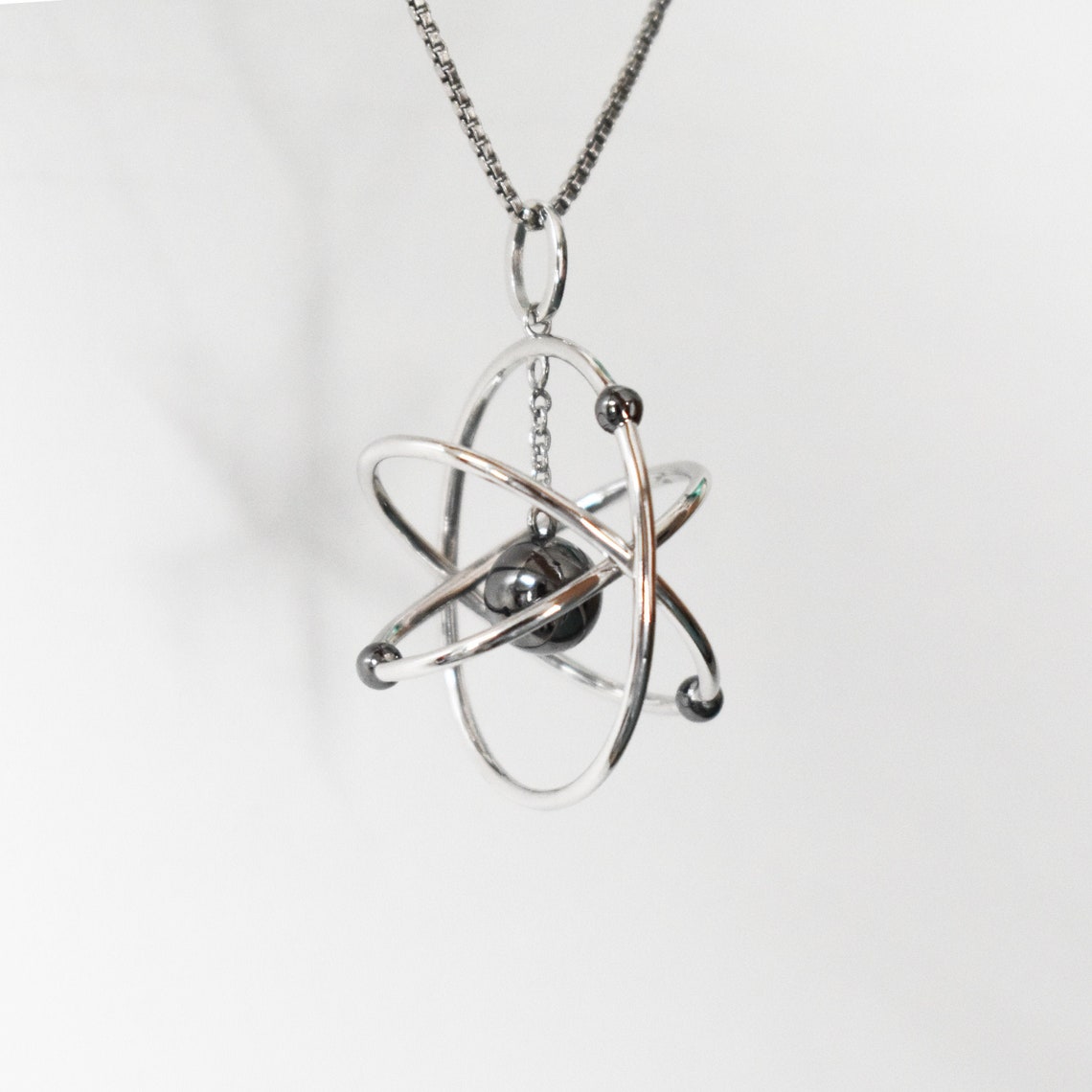 Awesome Atoms Pendant - 3D Atom Pendant, Unique Pendant, Science Gifts ...