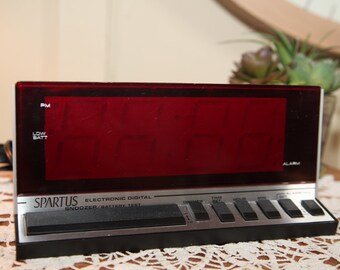 Spartus Clock - Etsy