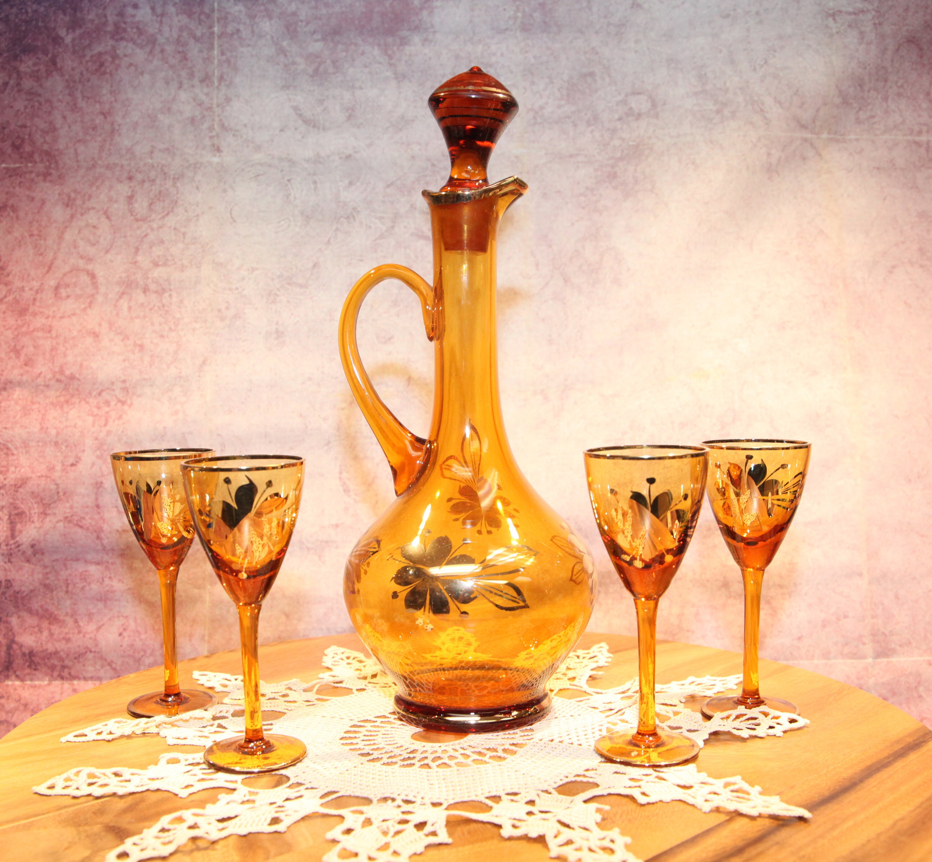 Barware Amber glass decanter with 6 matching glasses Kitchen & Dining ...
