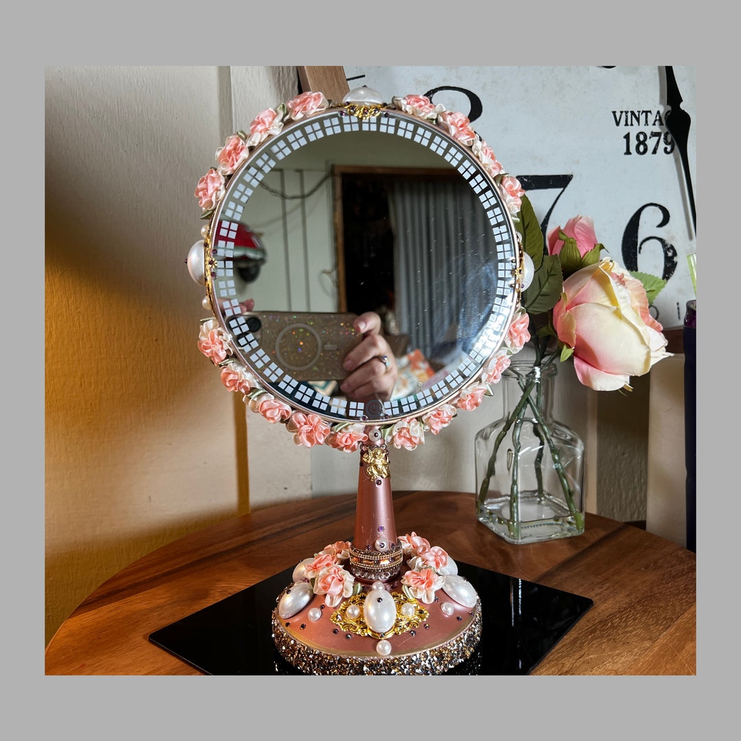 Hand Held, Sits in Base, Rose Gold, Light Up, Hand Mirror, Makeup ...