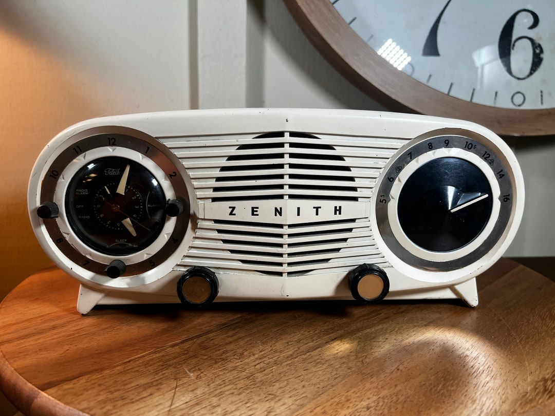 Vintage Zenith OWL EYES Tube Radio Clock Radio RARE - Etsy