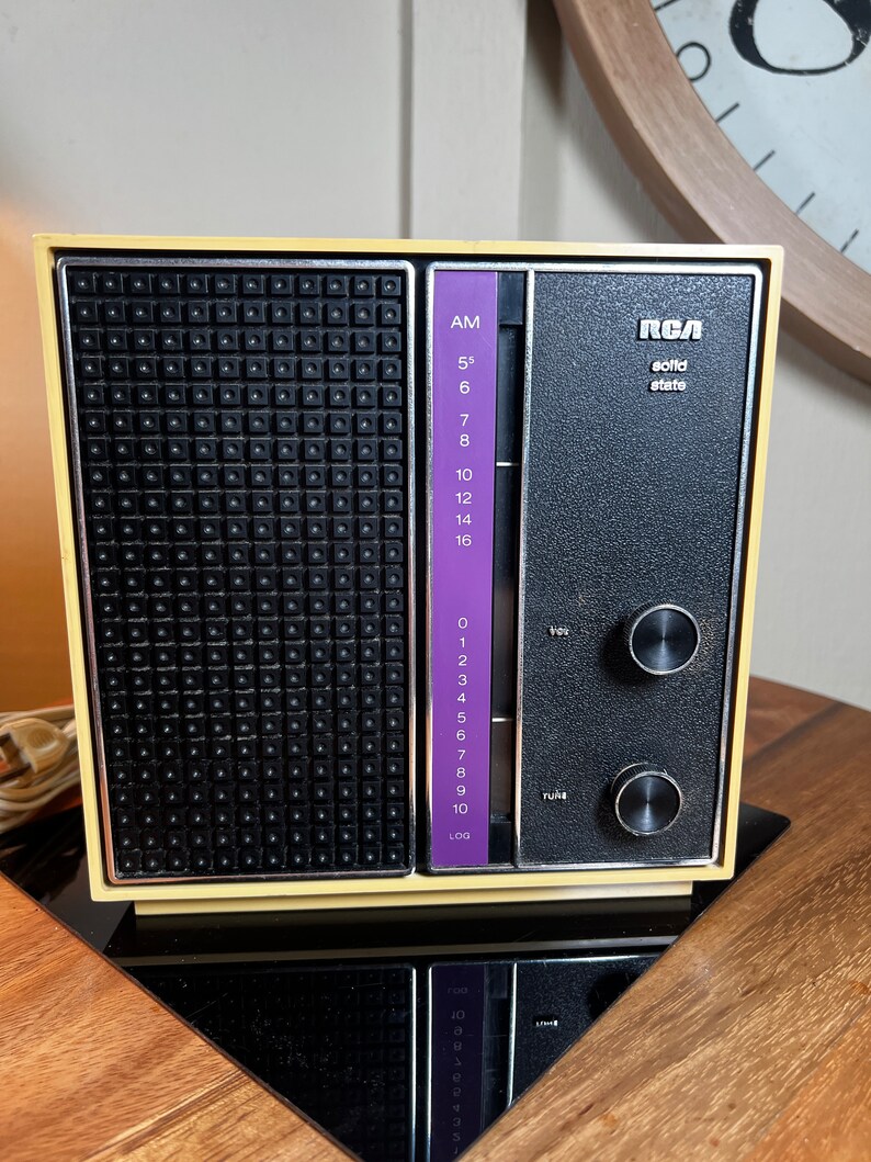 Vintage RCA Table Radio AM Purple and Yellow Japan - Etsy