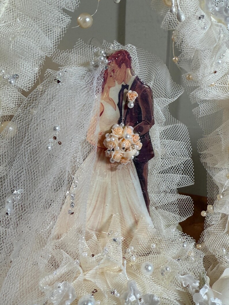 Vintage, Wedding Cake Topper, Paper Craft, Bride and Groom, Lase, Arch ...