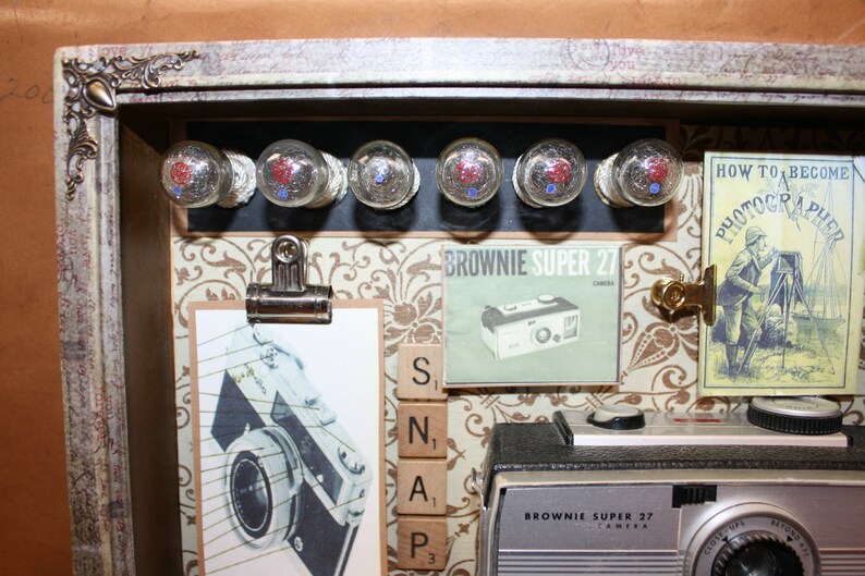 Camera Minolta Kodak Configuration Box, Shadow Box, Curio Box, Vintage ...